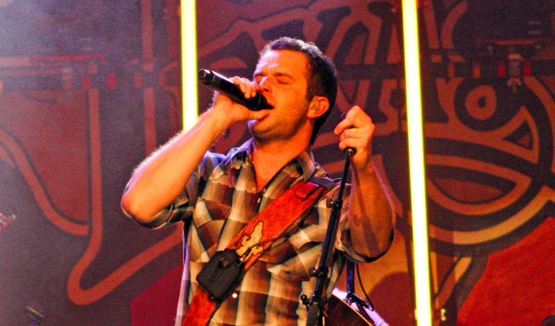 Easton Corbin - Billy Bob's Texas