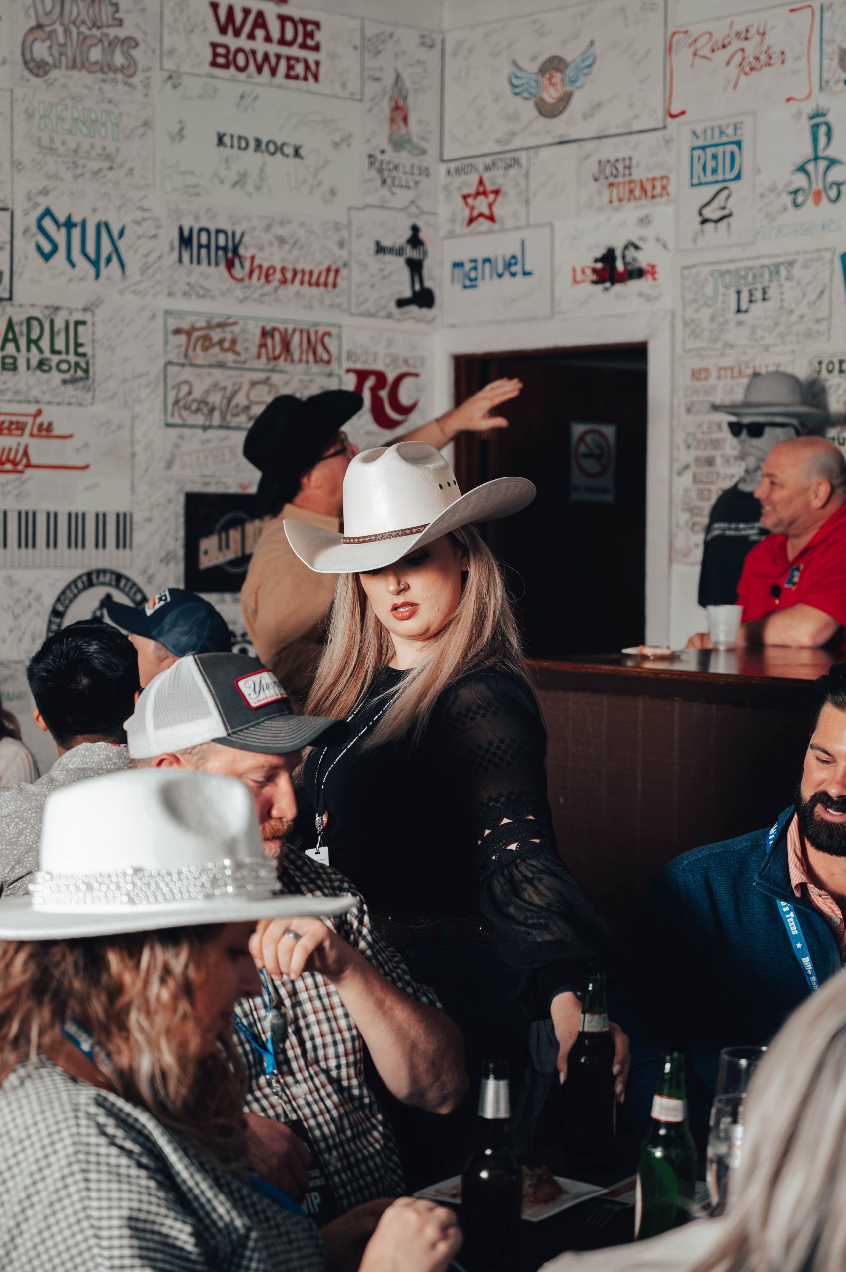 Backstage Pass Parties and Tours - Billy Bob's Texas